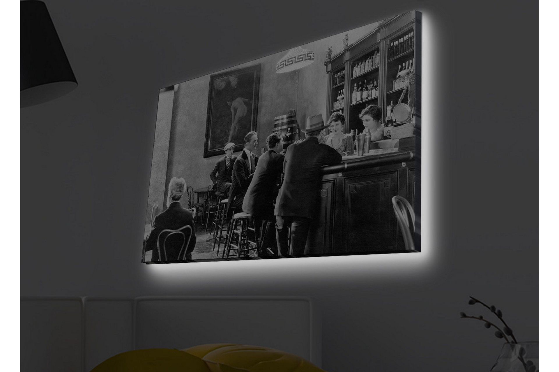 Canvastavla med LED-belysning - Livlig scen från en bar med människor i ...